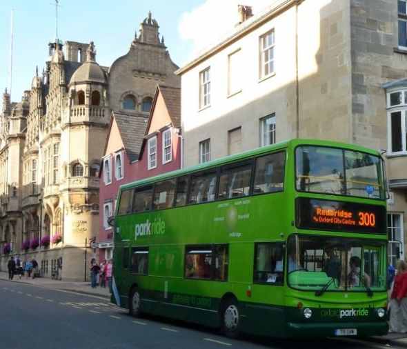Legendary Routemaster Bus | Red London Buses - HubPages
