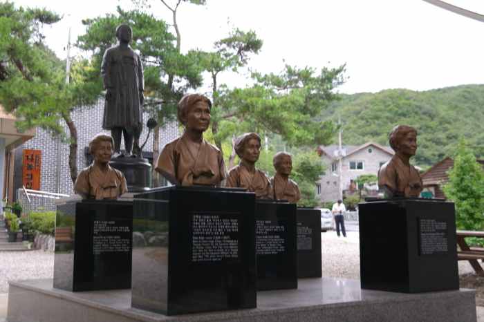 Zainichi Koreans in Japan: A Model of Ethnic Minority - HubPages