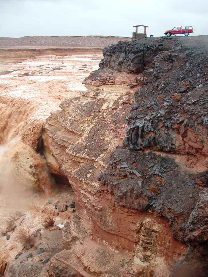 Chocolate Falls in Arizona: Photographing a Flash Flood on the Little ...