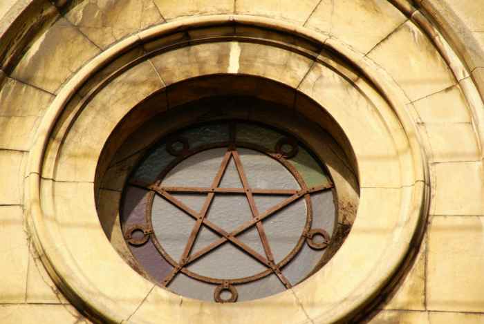 Sir Gawain and the Green Knight: Stages of Learning - HubPages