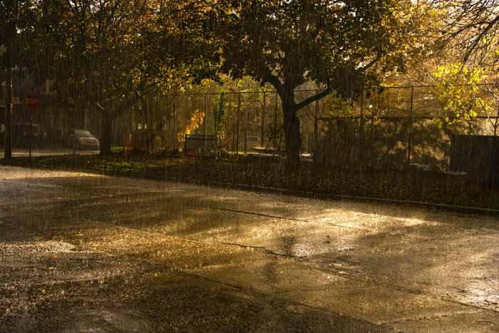10 Reasons to Love the Rain - HubPages