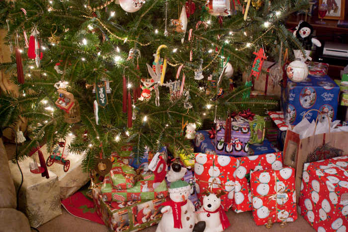 Have a Very Merry Giftmas (a Poem) - HubPages