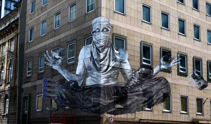 Alexandre Orion, Reverse-Graffiti Artist: Saint or Sinner? - HubPages