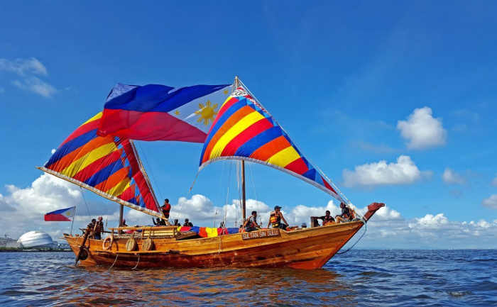 The Karakoa, the Traditional Pre-colonial Warship of the Philippines ...
