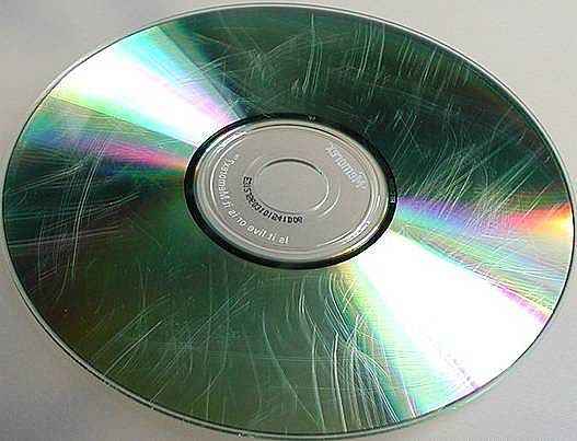 How to Repair Scratched CDs and DVDs Cheaply and Easily - HubPages