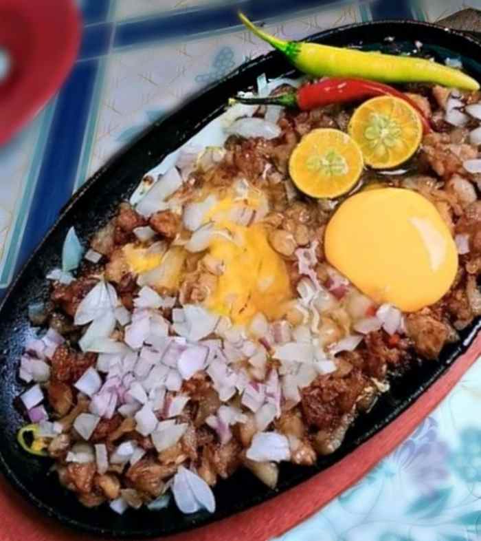 How to Cook Sisig: The NYT's Most Delicious Pork Dish on Earth - HubPages