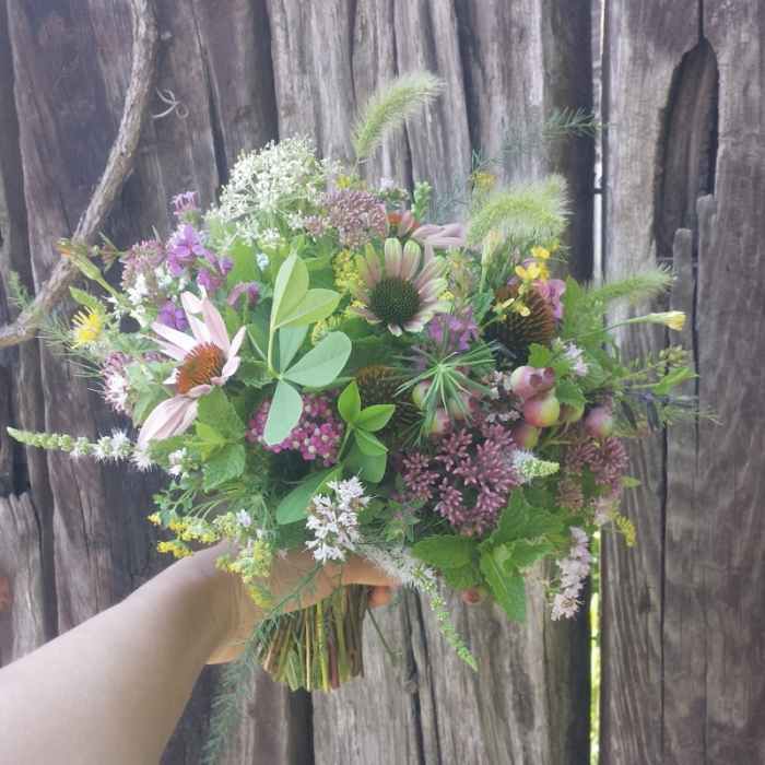 Tussie Mussies, the Language of Herbs - HubPages