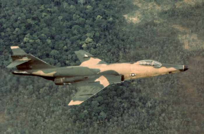 USAF Century Series Fighter Jets: F-100, F-101, F-102, F-104, F-105 and ...