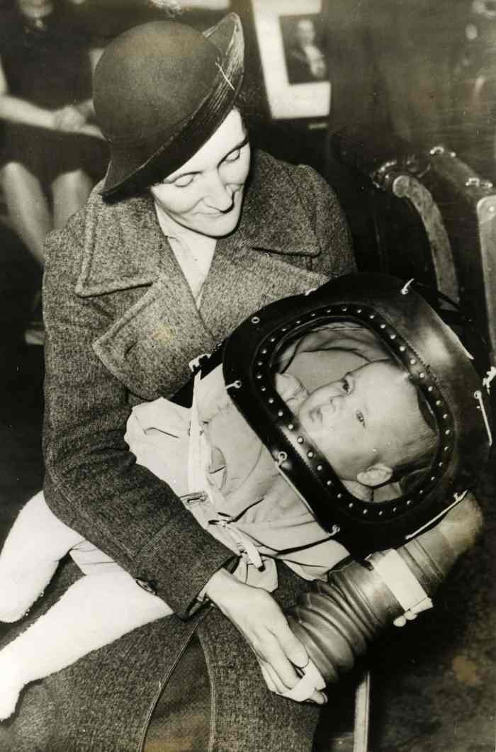 Gas Masks in World War II - When You Didn't Have a Choice - HubPages