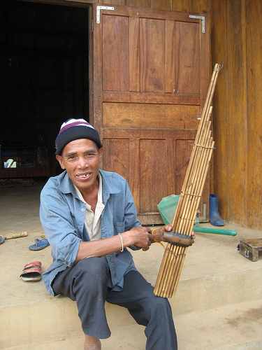 Khene: The Mouth Organ of Laos - HubPages