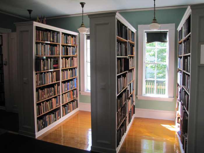 Library Columns: Topics and Tips - HubPages