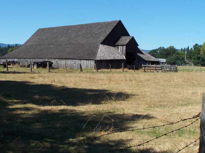 The History Of One Old Barn In Washington State - HubPages