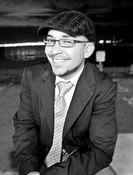 Tips for Guys on Dressing Geek Chic - HubPages