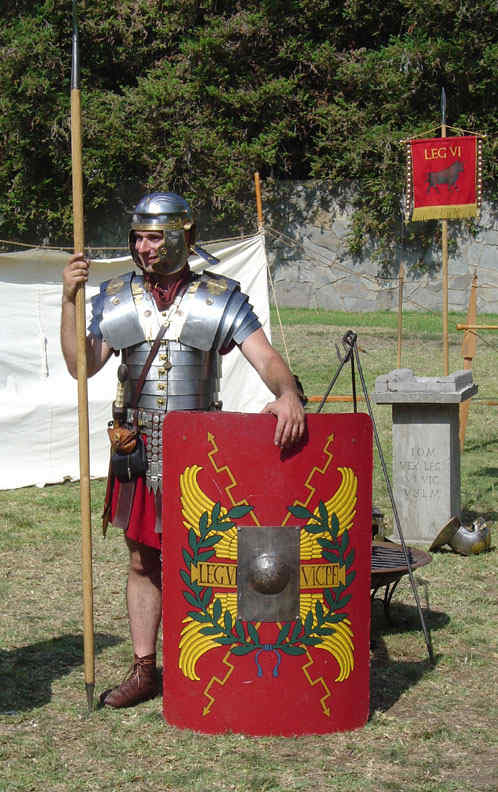Roman Weaponry, Legionaries & Centurions Weapons, Swords, Daggers ...
