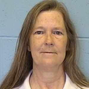 Paula Sims: No Girls Allowed for a Murderous Mother - HubPages