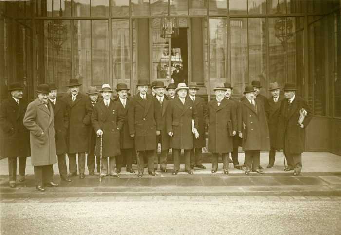 The Right in France: From the Third Republic to Vichy Review - HubPages