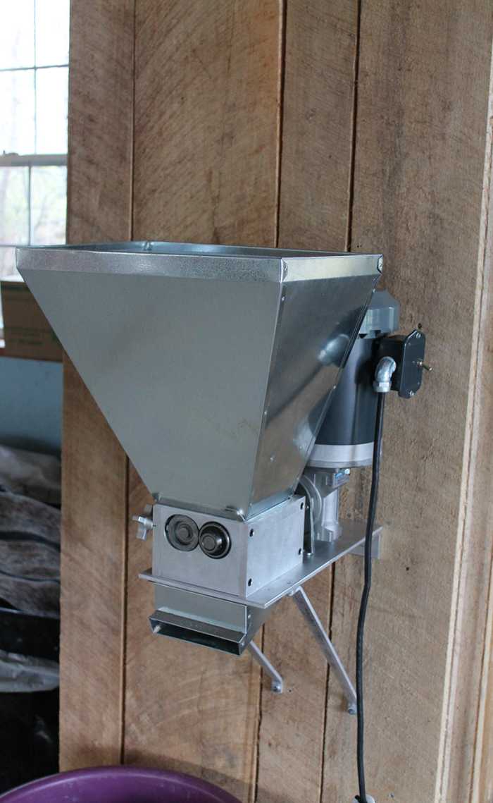 Horse | Equine | Oat Roller | Oat Crimper | Rolled Oat Maker - HubPages