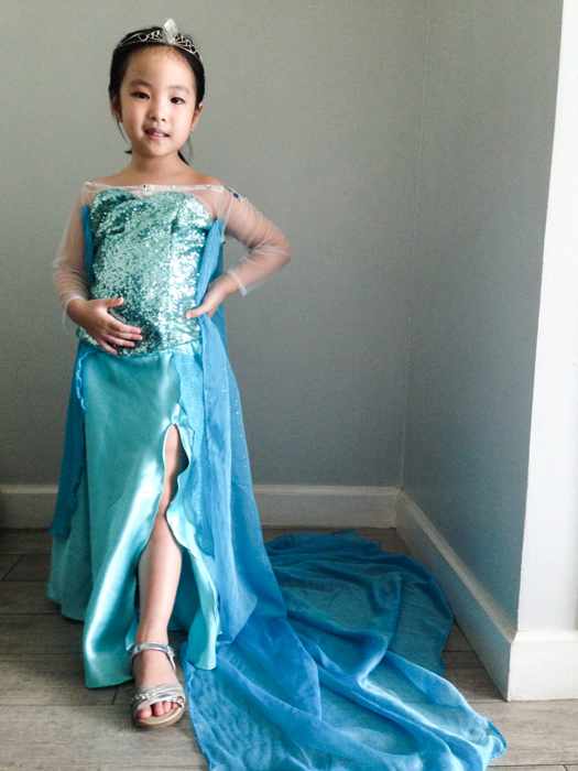 How to Make Your Own Elsa Costume - HubPages