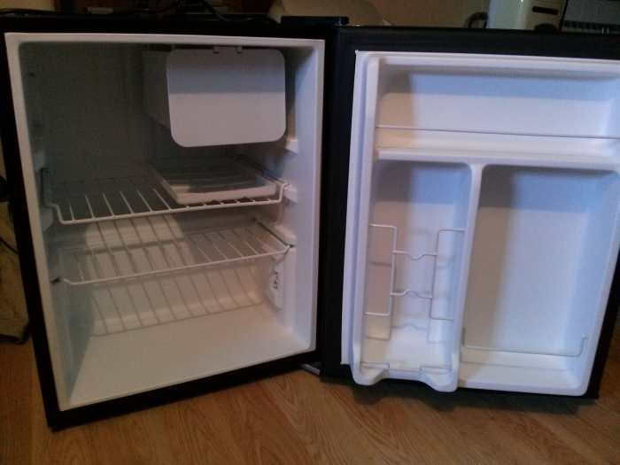 Back-To-School: Getting A Mini Fridge For College - HubPages