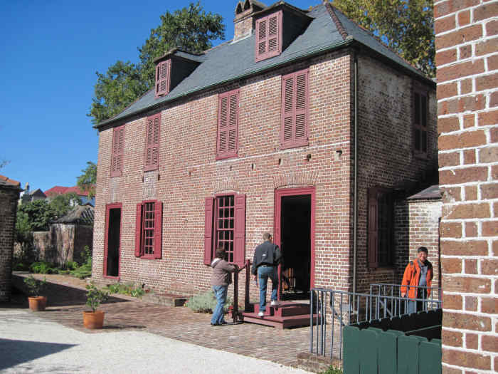 Visit The Heyward-Washington House - HubPages