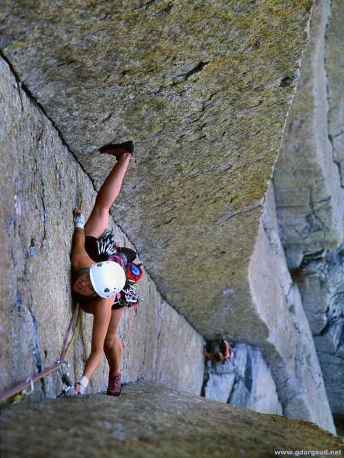 5 Benefits of Rock Climbing in High Schools - HubPages