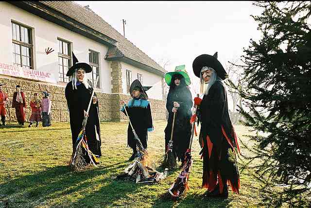 Classic Witches From My Childhood - HubPages