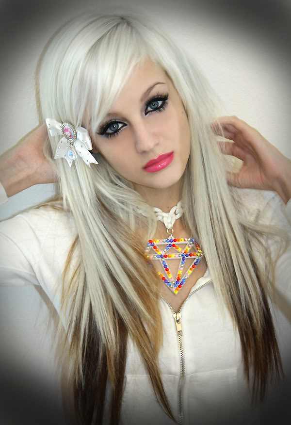 Top 35 Most Famous Emo Girls With Their Hot Hairstyles - HubPages