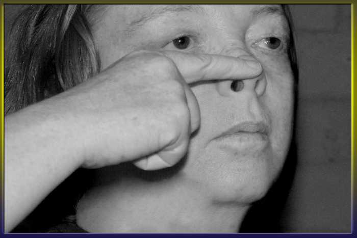 25 Hand Gestures from Around the World, A Photo Guide - HubPages