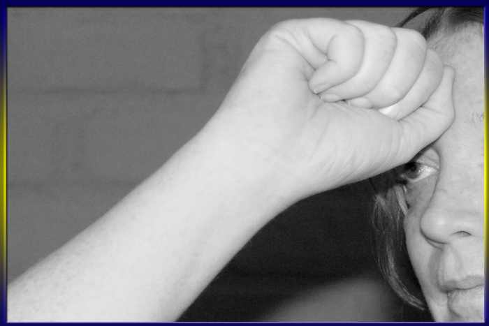 25 Hand Gestures from Around the World, A Photo Guide - HubPages