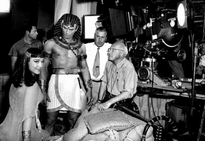 The Ten Commandments (1956) - Illustrated Reference - HubPages
