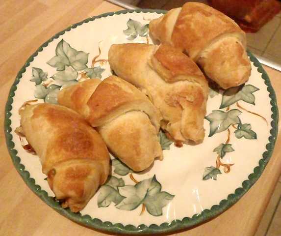 Apple Recipes: Delicious Apple Filled Croissants - HubPages