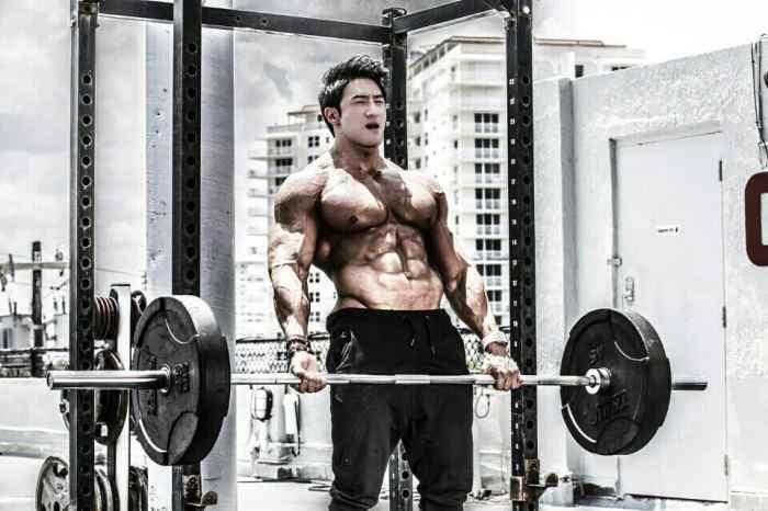 Hwang Chul Soon: Korean Bodybuilder and Fitness Model - HubPages