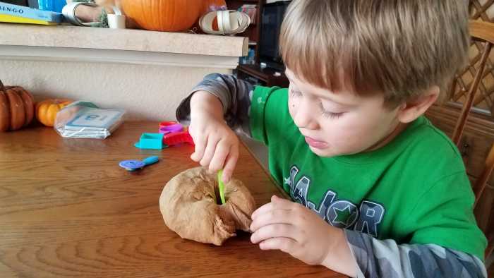 13 Cheap and Easy Fall Craft Ideas for Kids - HubPages