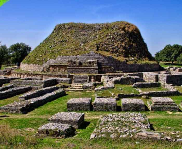 5 Astonishing Facts About the Ancient Cosmopolitan City of Takshila ...