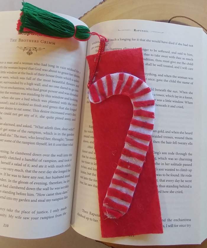 DIY Candy Cane Bookmarks - HubPages