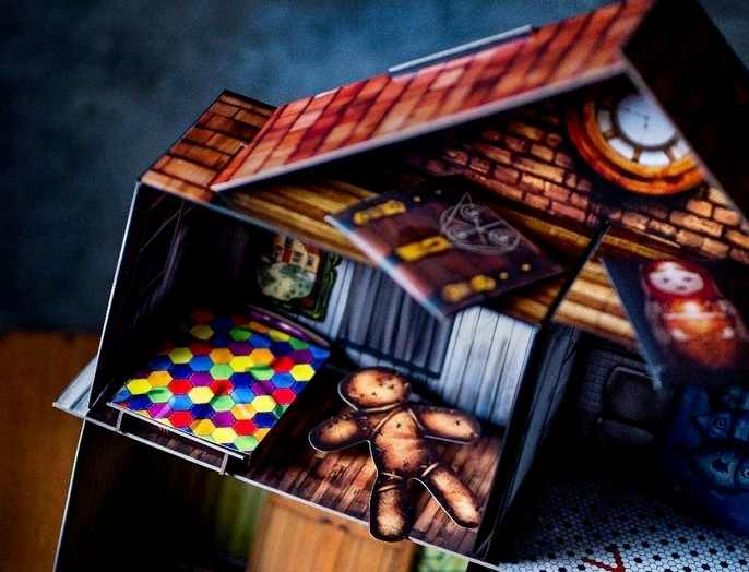 Escape The Room: The Cursed Dollhouse Is A 3D Locked Room Game - HubPages
