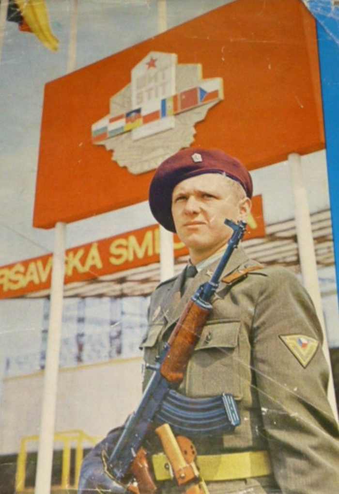 Old Czechnology - Czechoslovak 1980 Category C Deck in Wargame Red ...