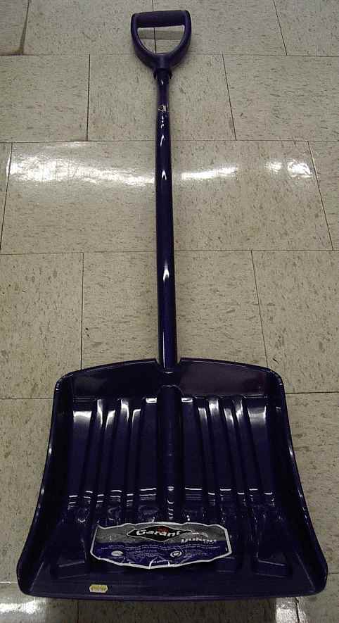 Shovel Snow the Canadian Way; Scoop It or Pull and Push It - HubPages