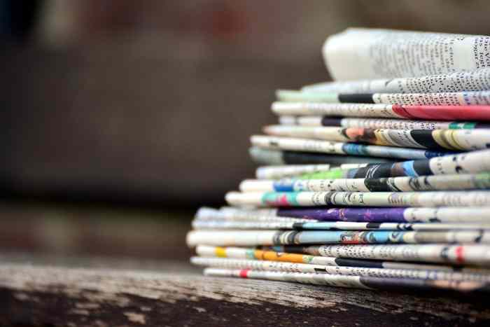 5 Advantages of Reading a Newspaper - HubPages