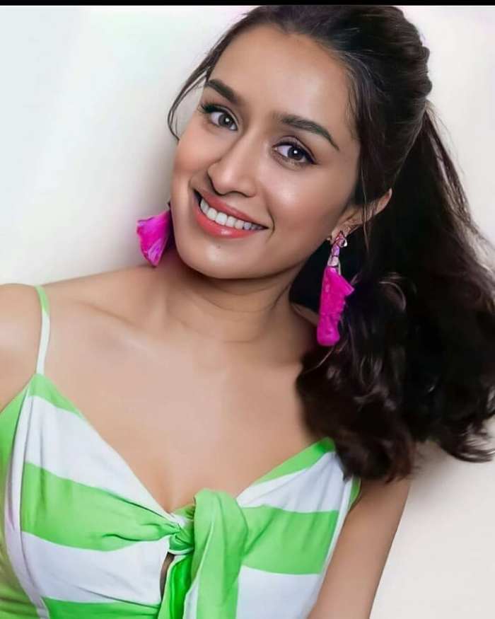 15 Most Beautiful Actresses in Bollywood - HubPages