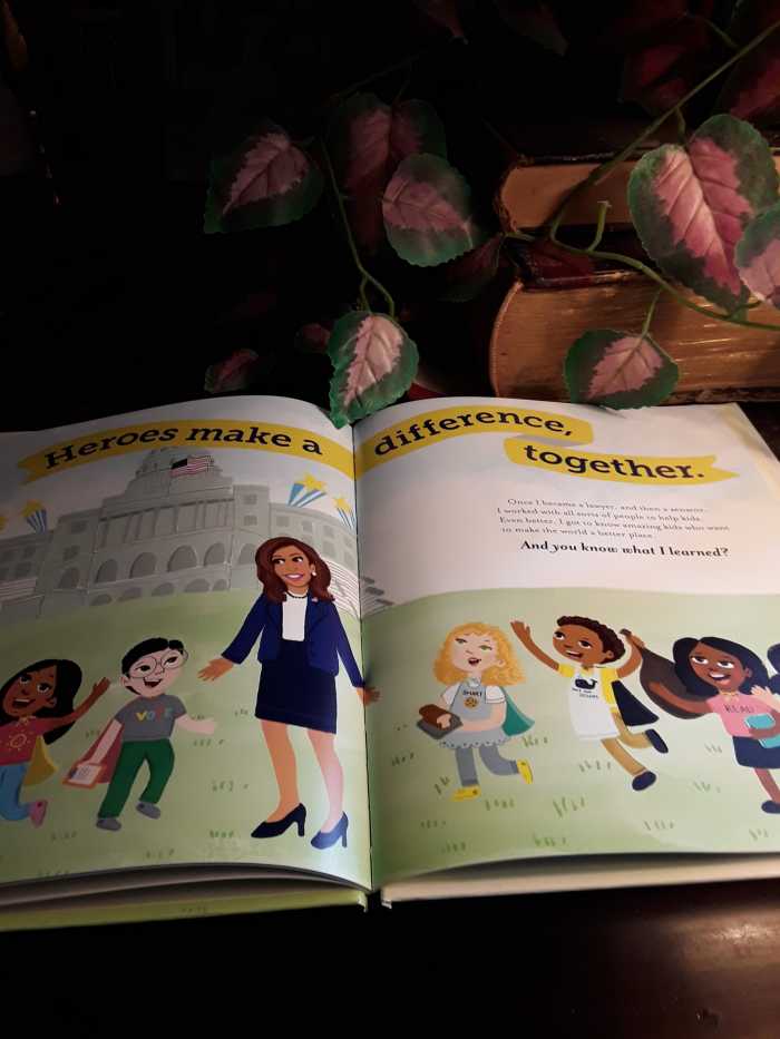Kamala Harris Celebrates Heroes With Her Memoir in Delightful Picture ...