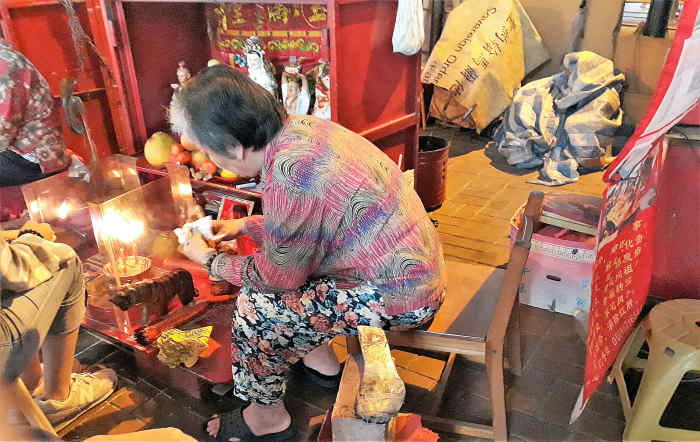 Beating Petty Person Da Siu Yan - HubPages