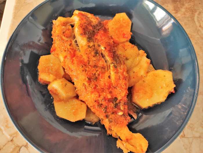 Psari Plaki: Greek Baked Fish Recipe - Delishably