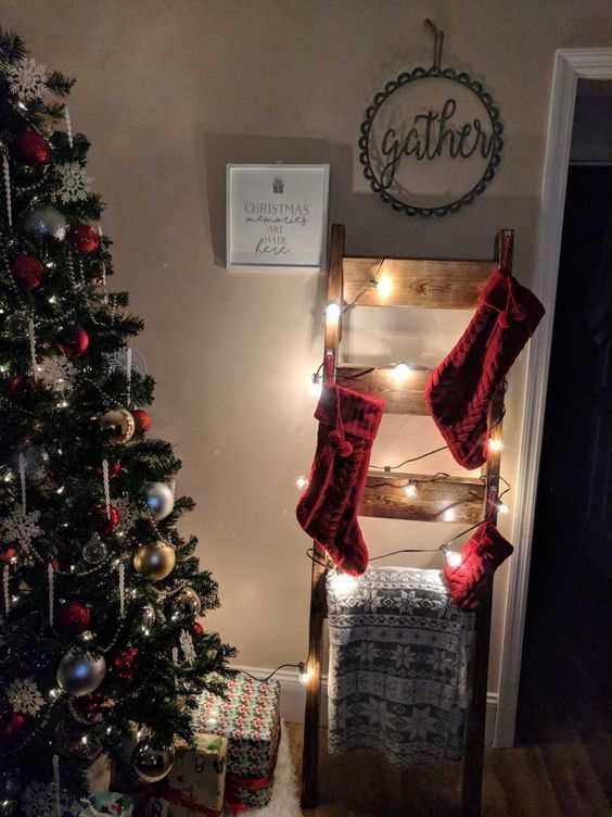 30+ DIY Christmas Ladders Ideas to Turn Your Home Into a Winter ...