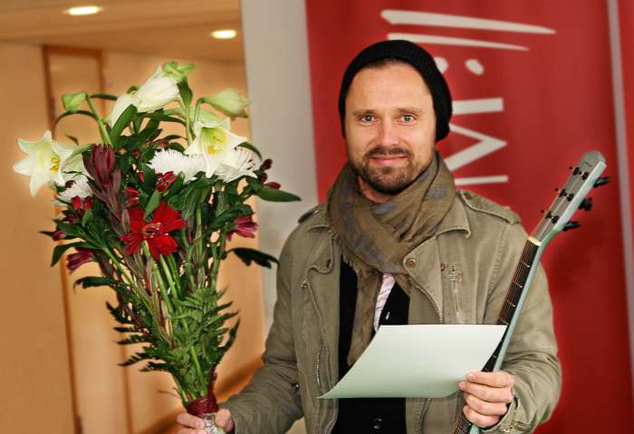 Max Martin the Swedish Producer Behind Pop's Biggest Songs - HubPages
