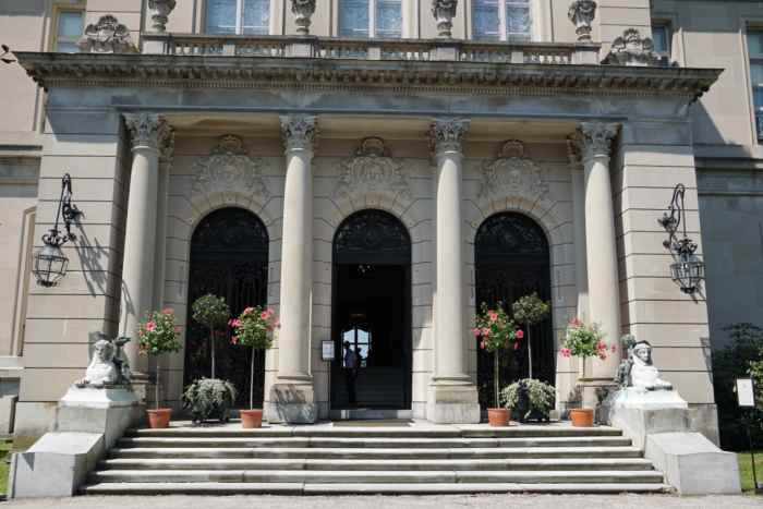 A Photo Tour of The Elms: Our Favorite Newport Mansion - HubPages