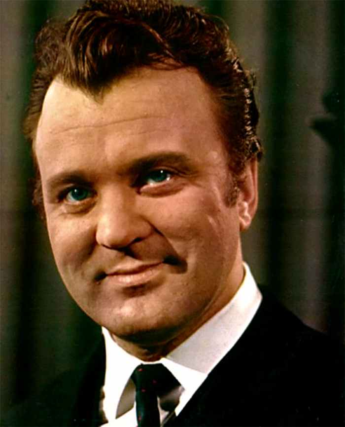 Firestone Presents Your Favorite Christmas Music - HubPages