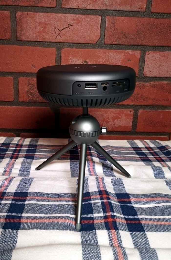 Review of the Viewcomm Ispace2 Portable Projector - HubPages