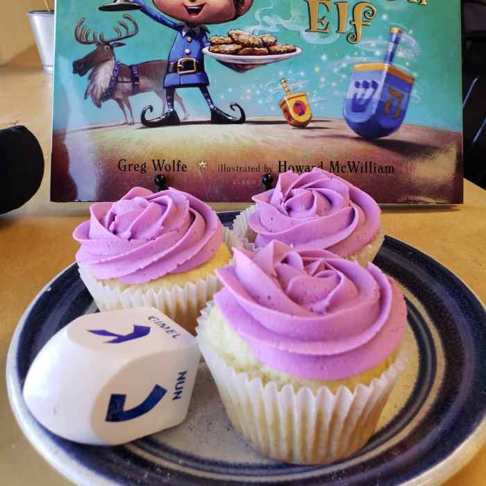 "Shmelf the Hanukkah Elf" Book Plus Donut Cupcake Recipe - HubPages