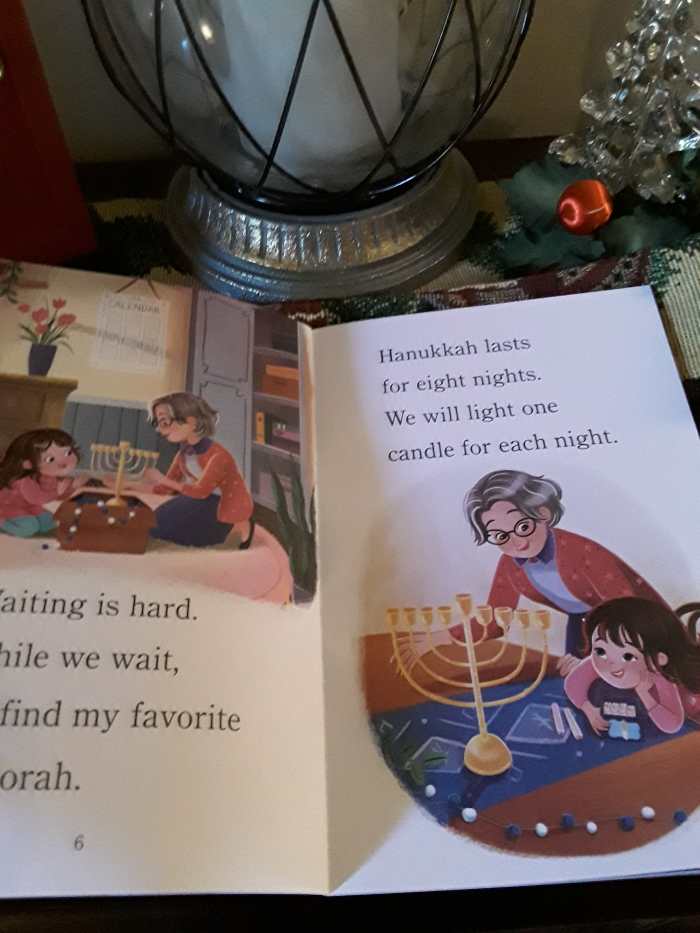 Hanukkah Celebration in Easy Reader for Beginning Readers - HubPages